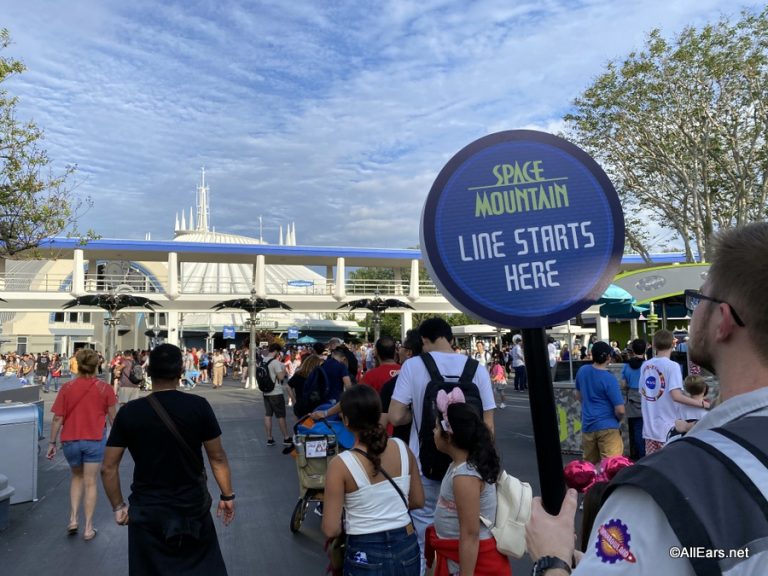 No FastPass? No Problem! These Favorite Pre-Show Characters Make ...