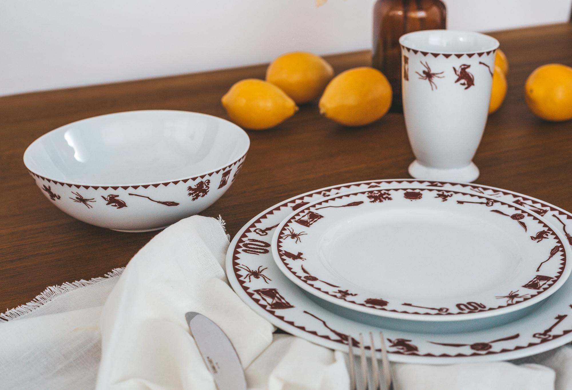Accio Plates! Check Out This MAGICAL New Harry Potter Dishware ...