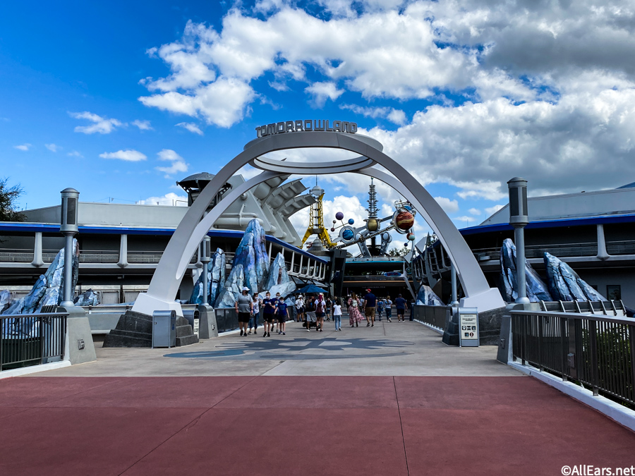 AllEars TV: We're Trapped in Disney World's Tomorrowland! - AllEars.Net