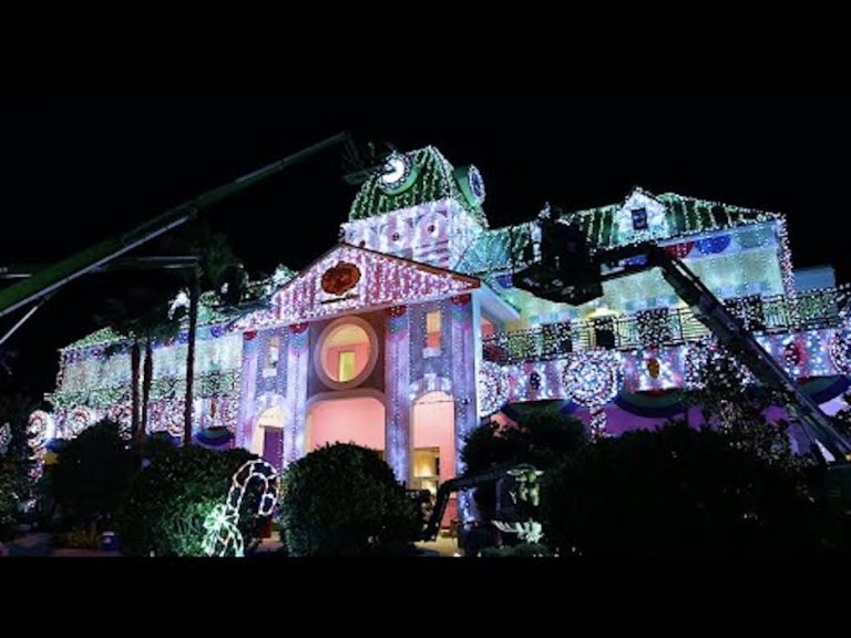 The Complete History of The Osborne Family Spectacle of Dancing Lights ...