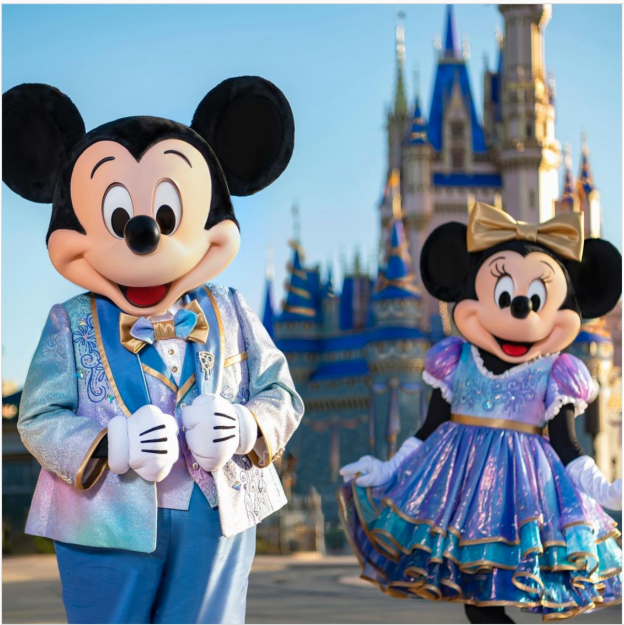 NEWS! Mickey & Minnie are Getting a Fabulous Wardrobe for Disney World ...