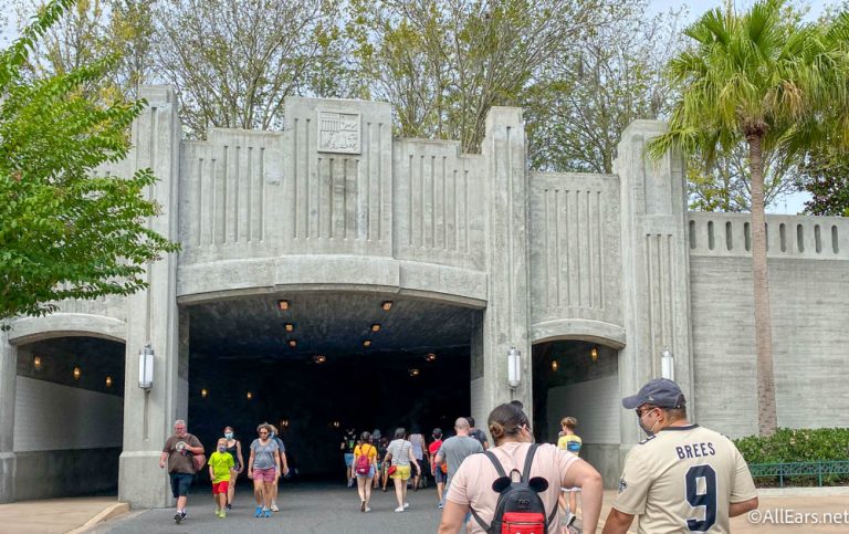 Where To Find Disney's Star Wars: Galaxy's Edge - AllEars.Net