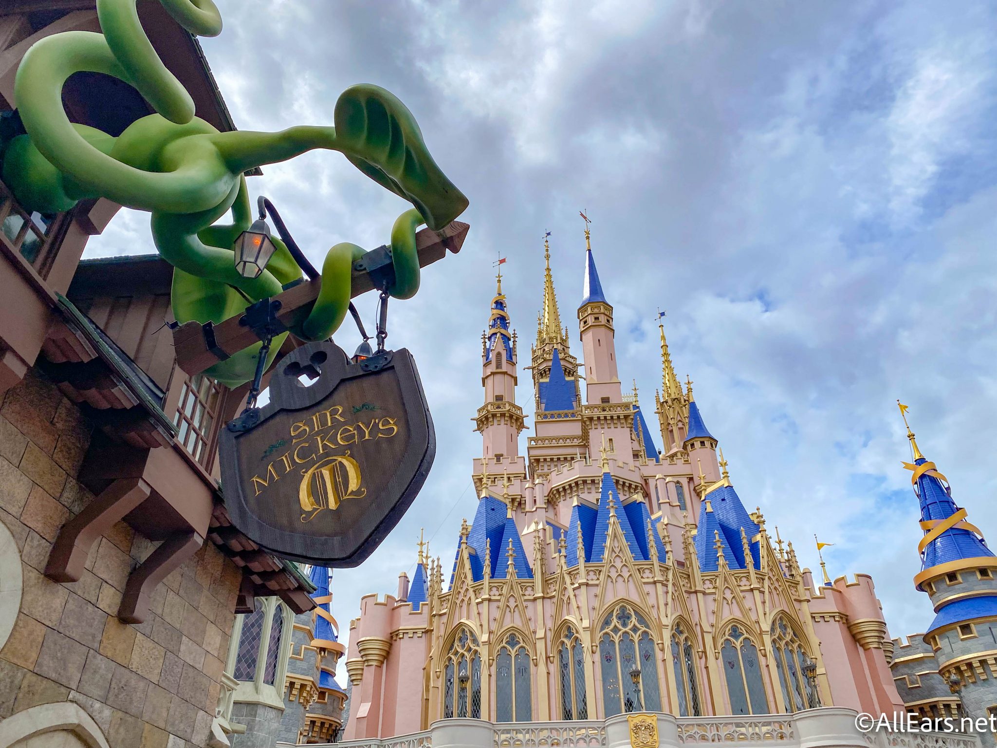 Cinderella Castle -- Magic Kingdom - AllEars.Net