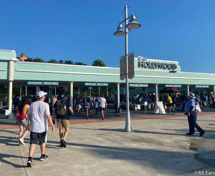 PHOTOS: Here's What Labor Day Weekend Crowds Look Like in Disney World ...