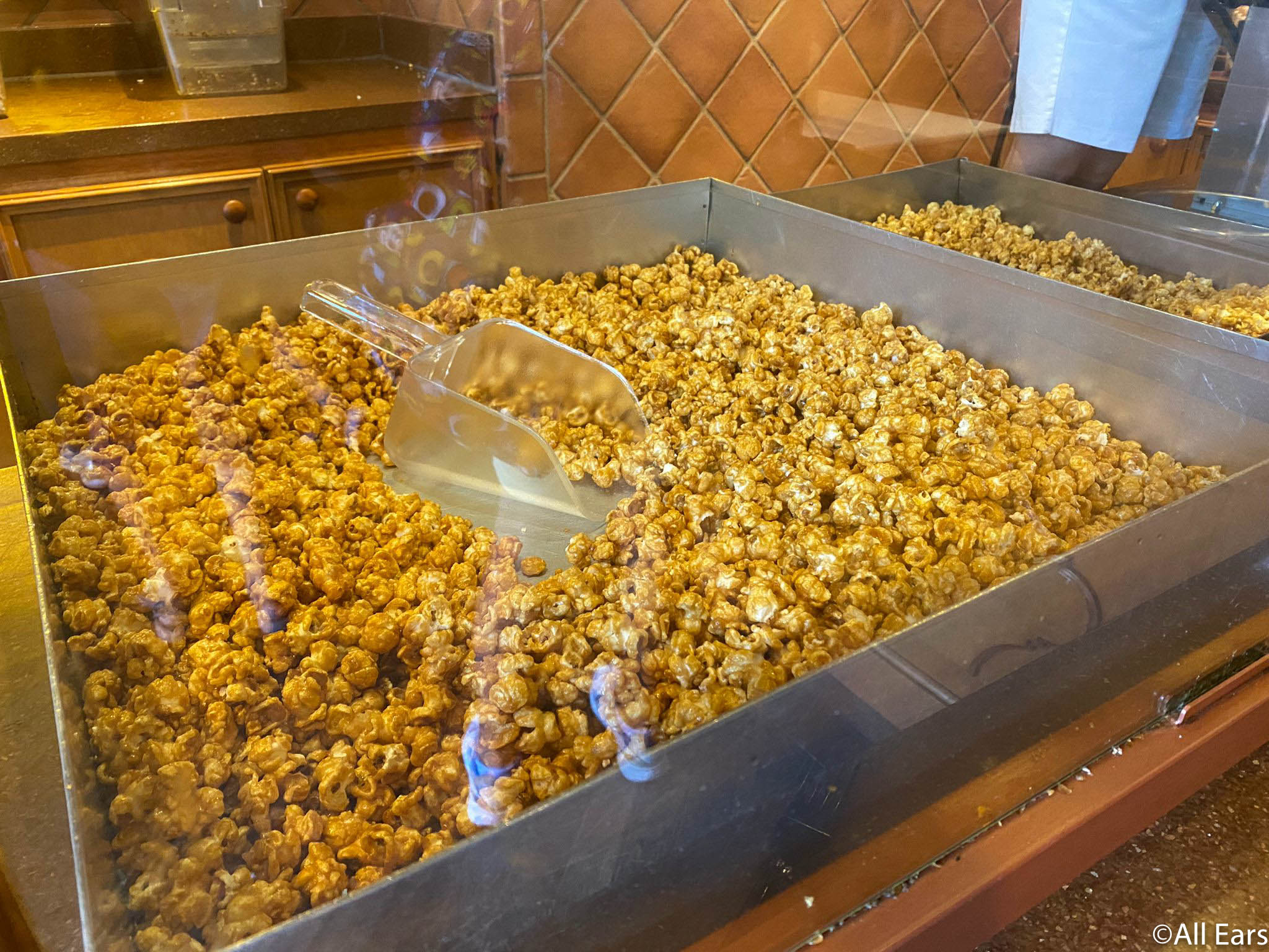2021 reopening wdw epcot karamell kuche caramel corn - AllEars.Net