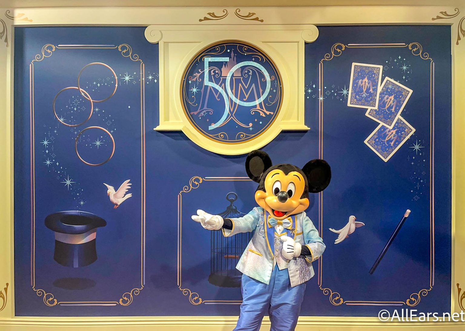 Stop Meeting Mickey in Magic Kingdom – Here's Where To Find Him Instead ...