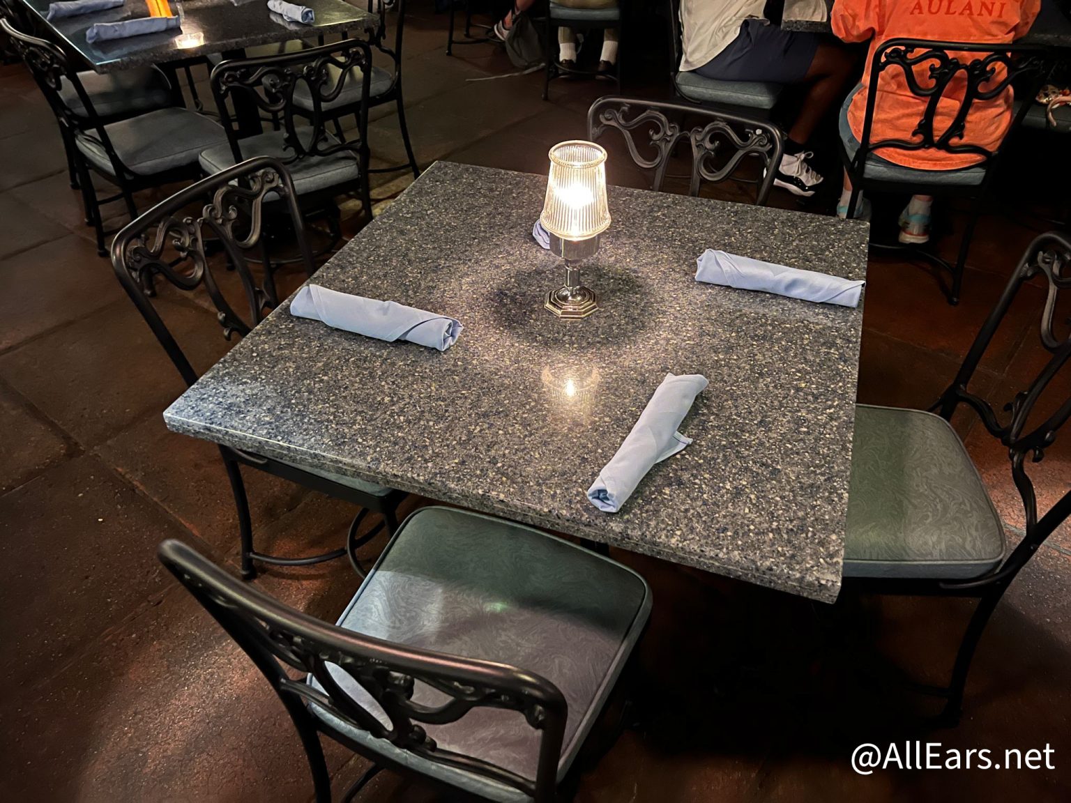 How to Dine in Pirates of the Caribbean in Disneyland - AllEars.Net