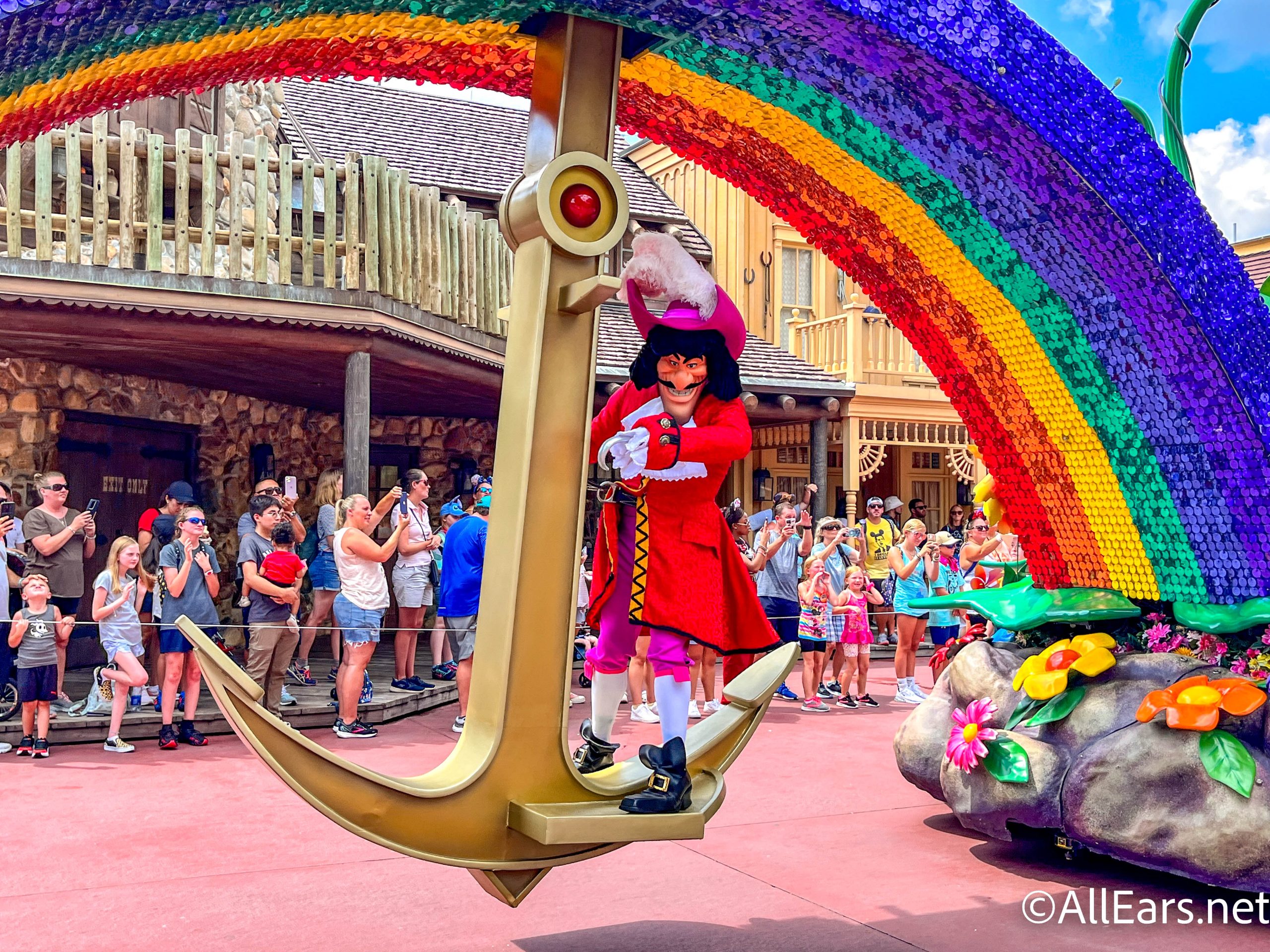 wdw 2022 magic kingdom festival of fantasy parade disney characters ...