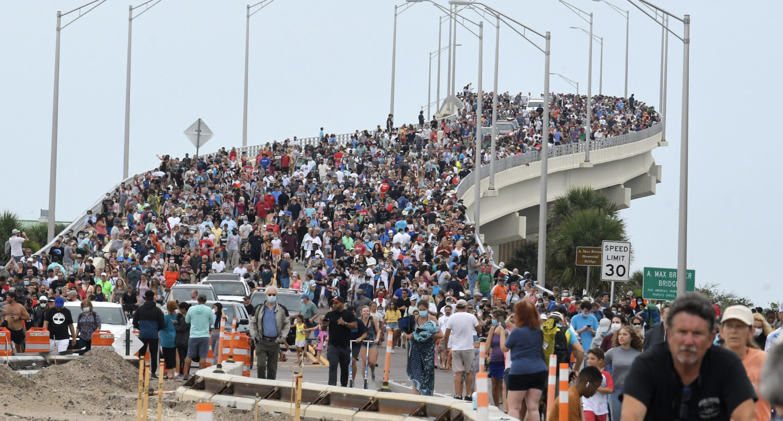 9 Places to Watch a Rocket Launch in Central Florida - AllEars.Net