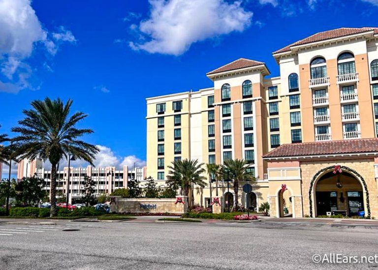 Full Tour of Disney World's Secret Shopping Mall - AllEars.Net