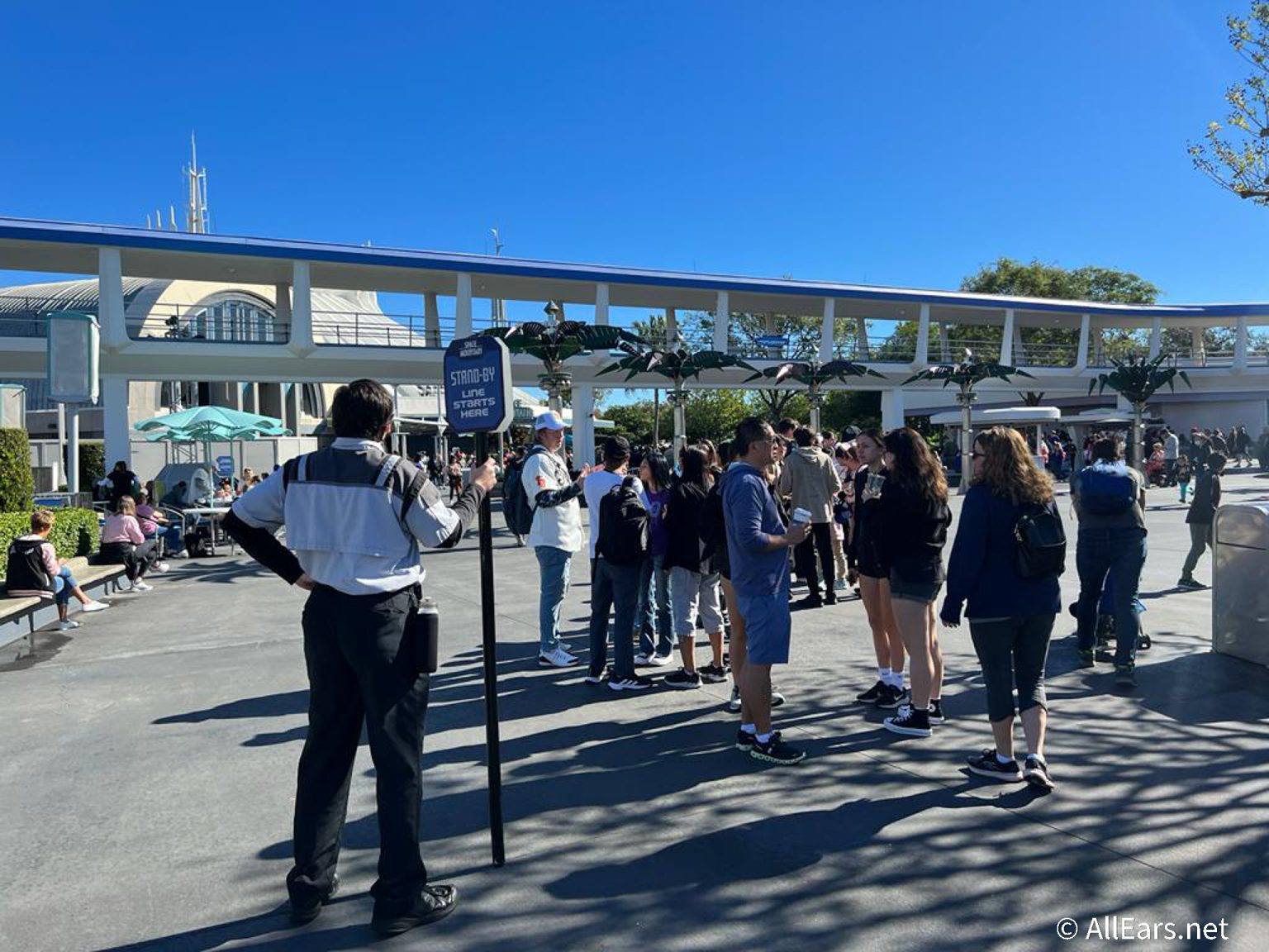 The Wait Times in Disney World Are NO JOKE - AllEars.Net