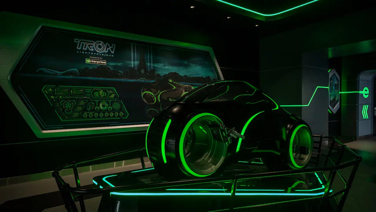 2023-Disney-TRON-Team-Green-Lightcycle - AllEars.Net
