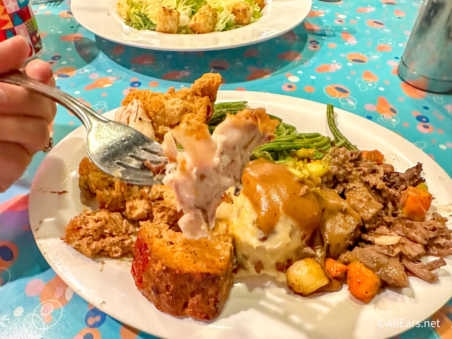 REVIEW: We Ate Everything at 50's Prime Time Cafe – Here's What You ...