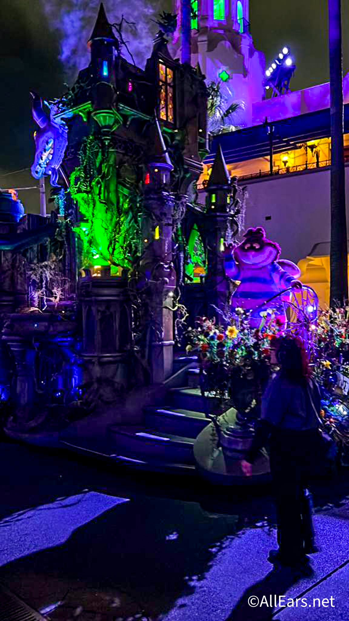 2023 oogie boogie bash frightfully fun parade cheshire cat - AllEars.Net 2023 oogie boogie bash frightfully fun parade cheshire cat - AllEars.Net