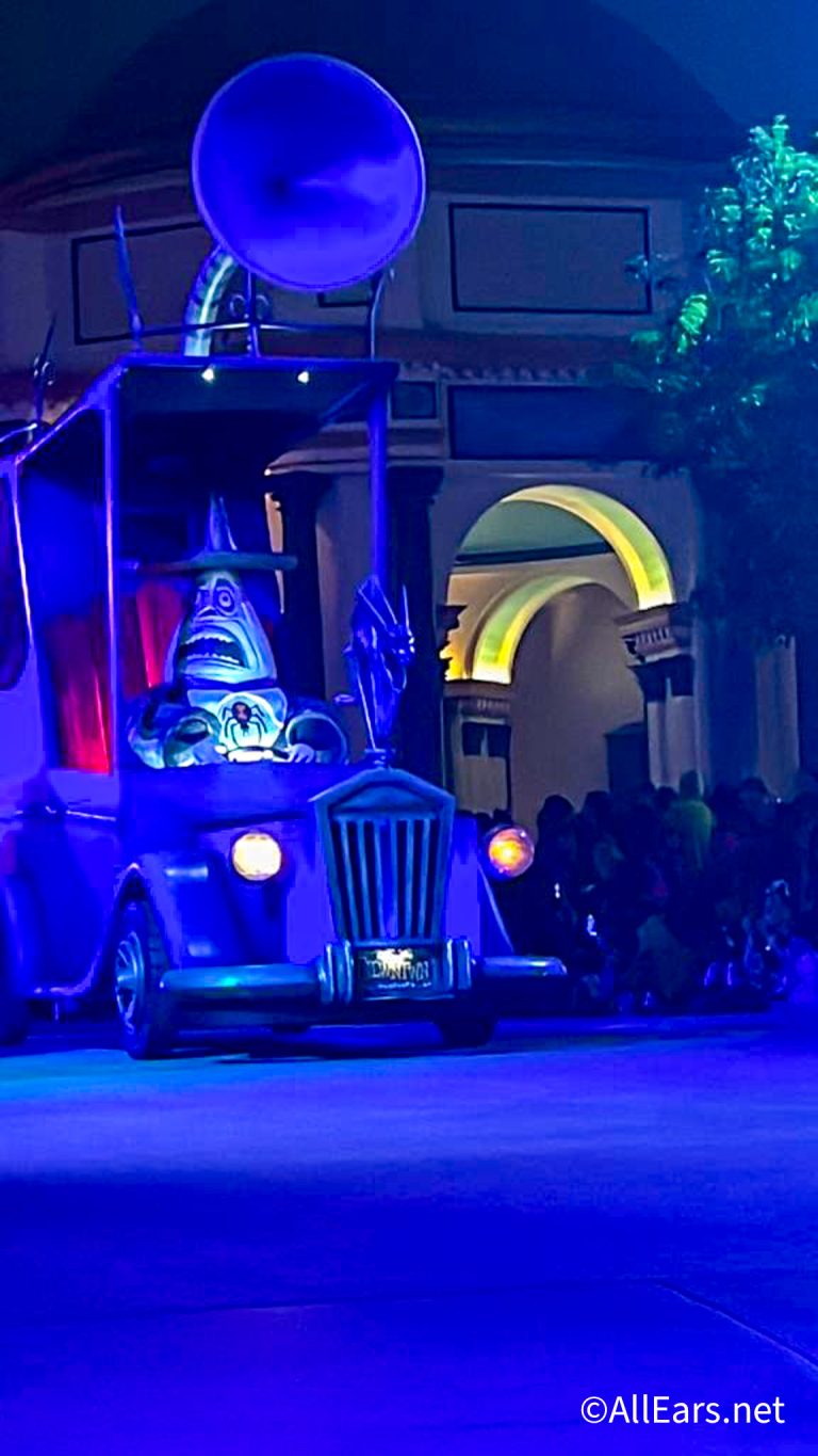 2023 oogie boogie bash frightfully fun parade mayor - AllEars.Net 2023 oogie boogie bash frightfully fun parade mayor - AllEars.Net