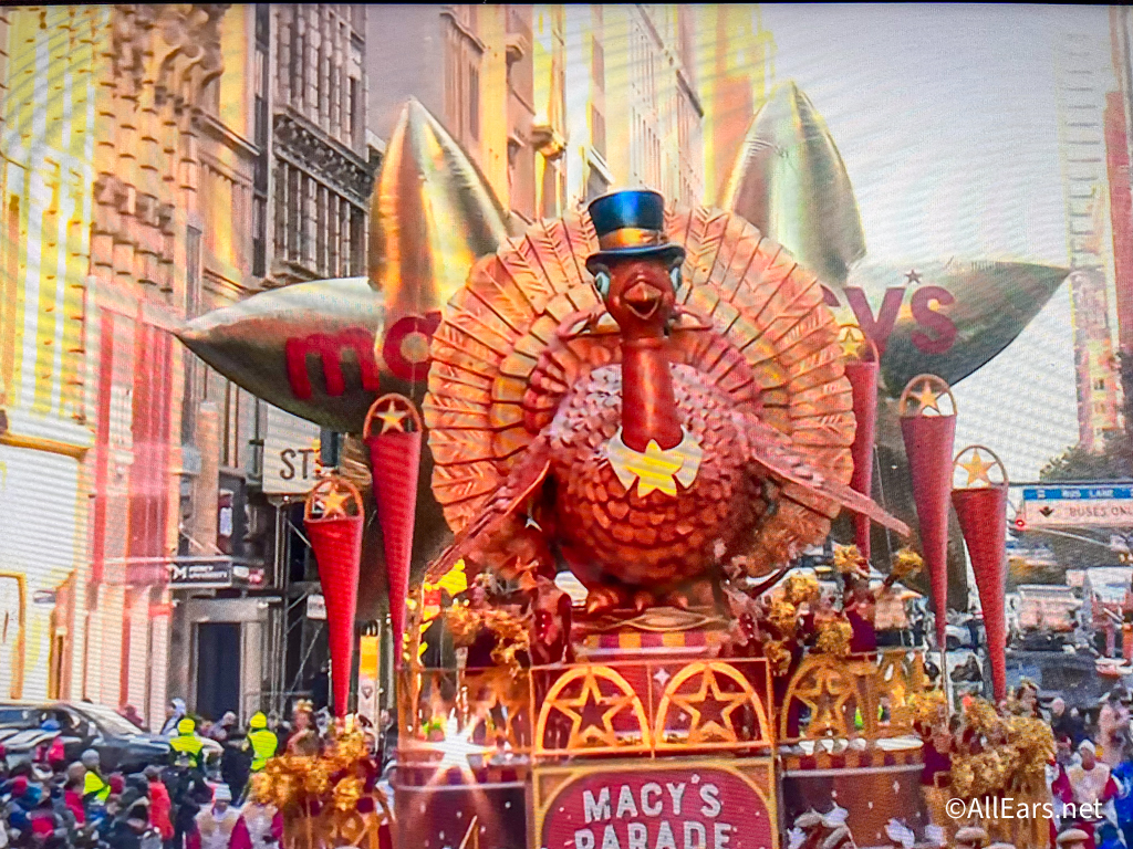 The 2023 Macy's Thanksgiving Day Parade Unveiled a NEW Disney Float ...