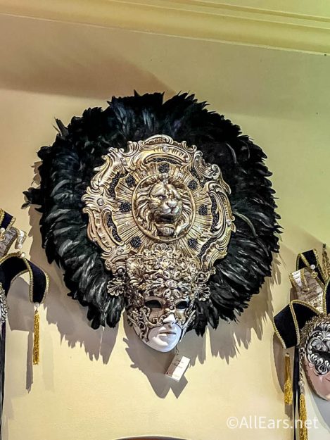 WDW EPCOT La Gemma Elegante Venetian Mask-07 - AllEars.Net