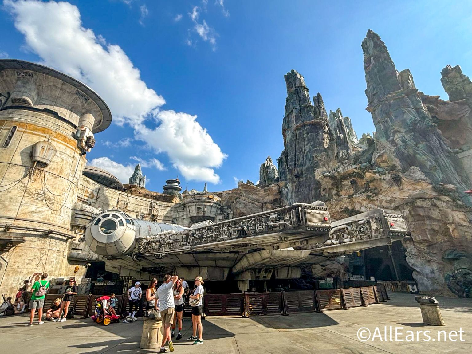CONFIRMED: It Will Now Cost You MORE To Build Lightsabers and Droids at ...