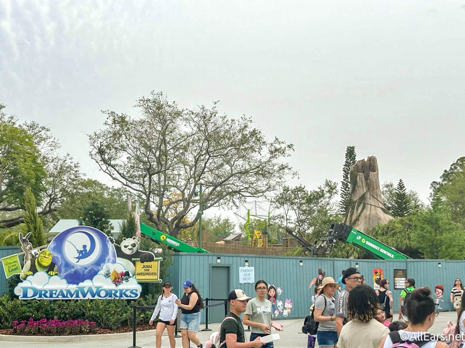 BREAKING: Opening Date Announced for Universal Orlando's NEW DreamWorks ...