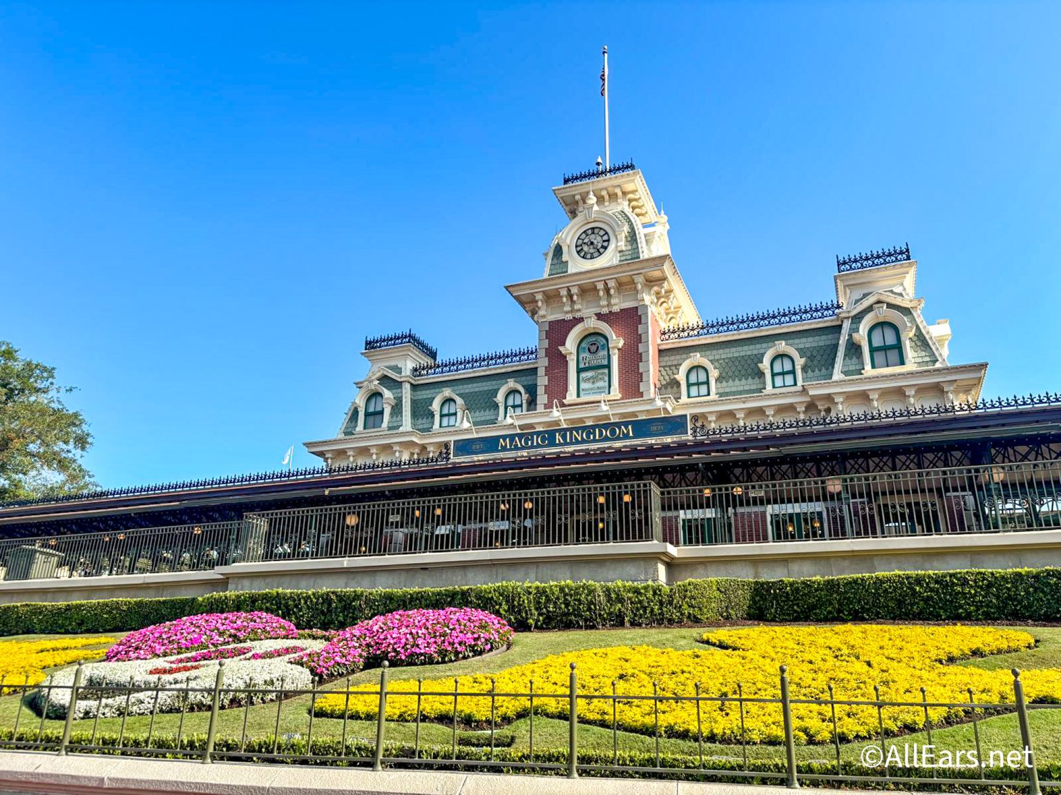Walt Disney World Transportation: Monorails and Trains - AllEars.Net