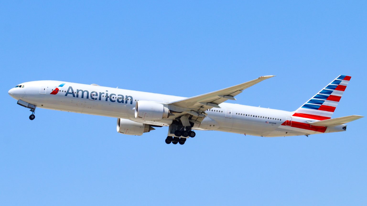 NEWS: Free WiFi Is (FINALLY) Coming to American Airlines - AllEars.Net
