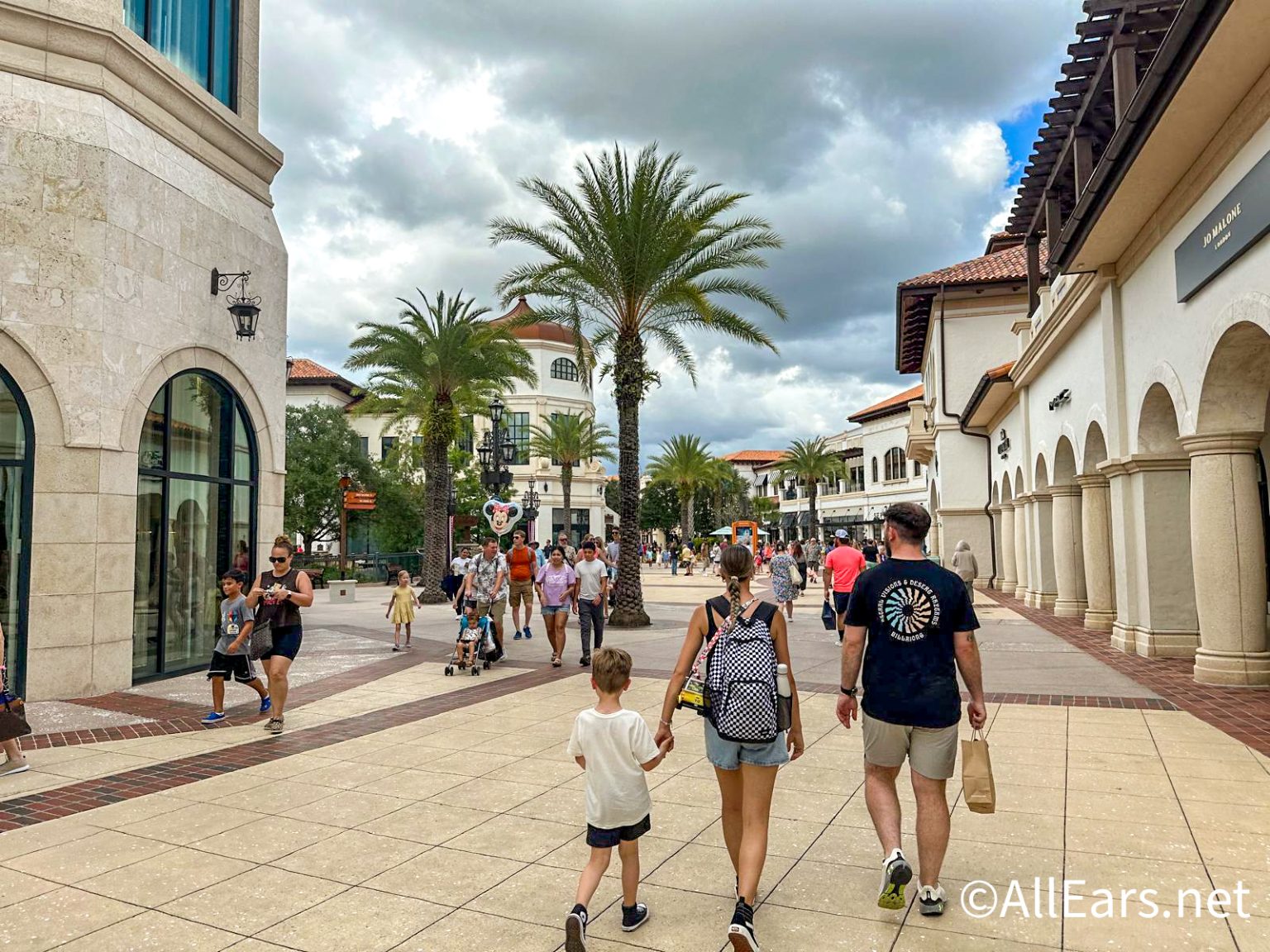 Can You Use This Disney World Hotel Perk in Disney Springs? - AllEars.Net