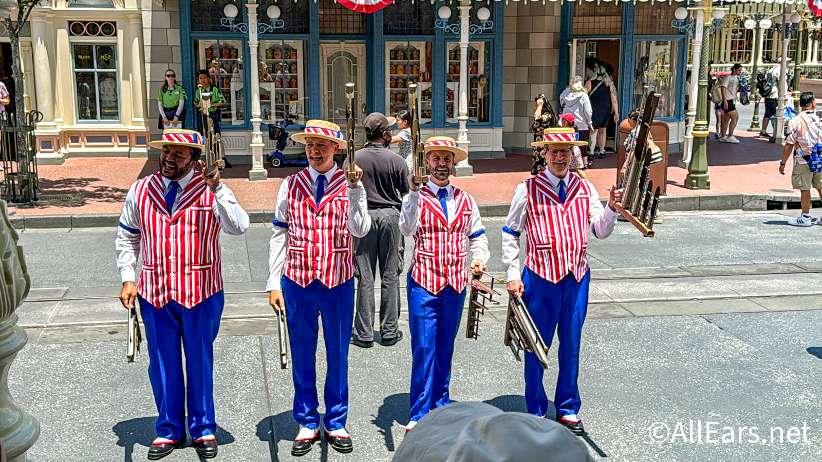 Parents Are Sharing the Harsh Realities of Taking Kids to Disney World ...