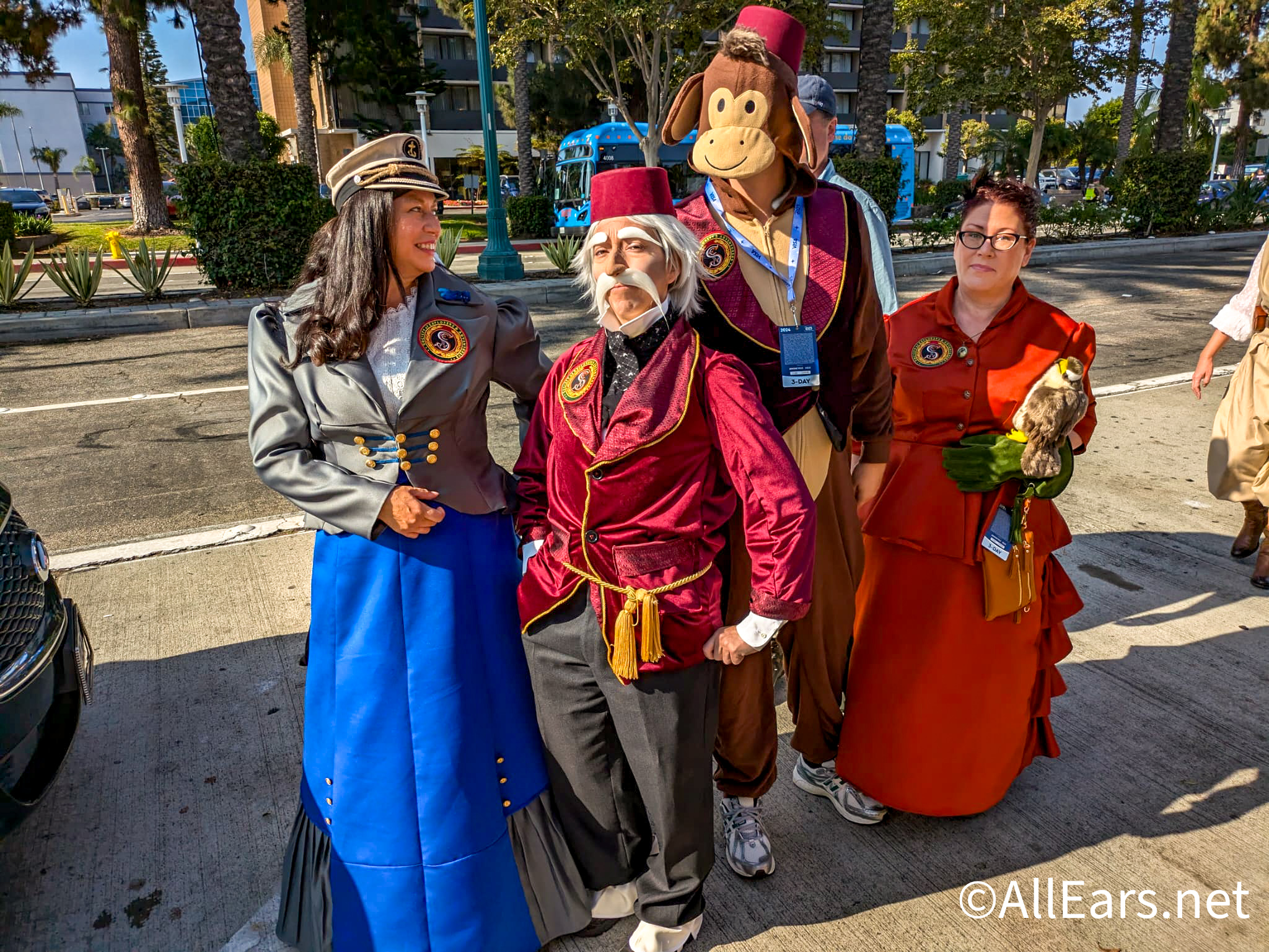 These Cosplayers Blew Our MINDS At Disney's D23 Convention! - AllEars.Net