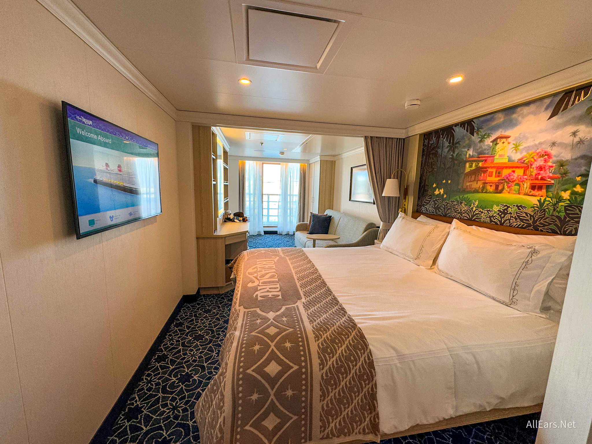 SEE INSIDE a Deluxe Family Oceanview Stateroom with Verandah Aboard the ...