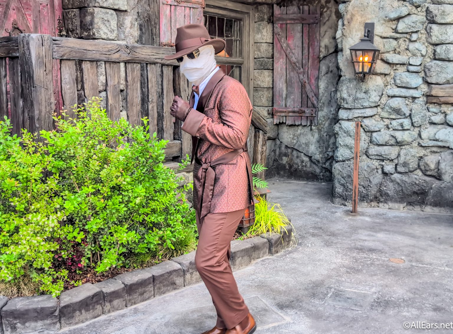 FULL LIST of Characters at Universal Orlando - AllEars.Net