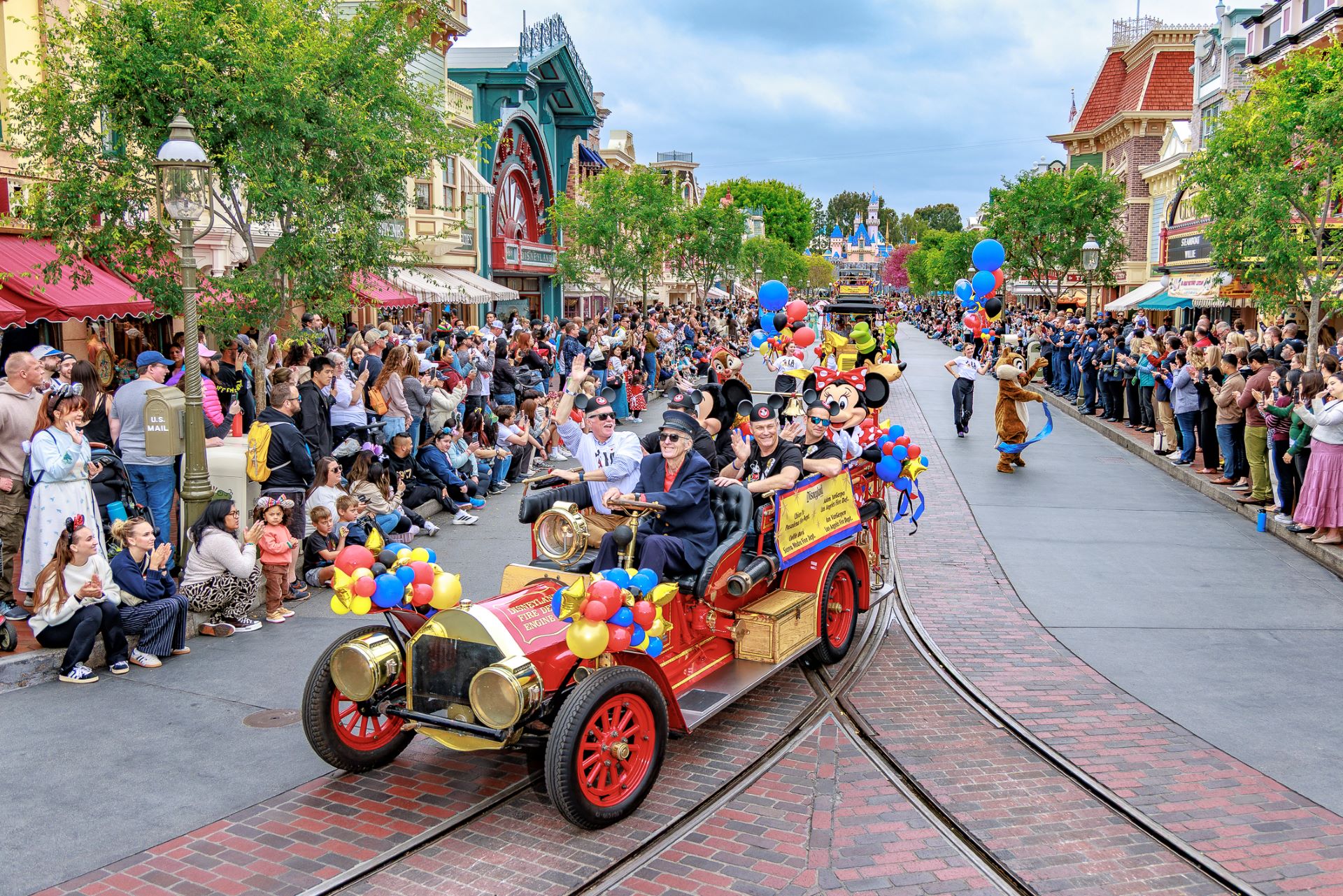 LA Firefighters Honored With a SPECIAL Parade at Disneyland - AllEars.Net