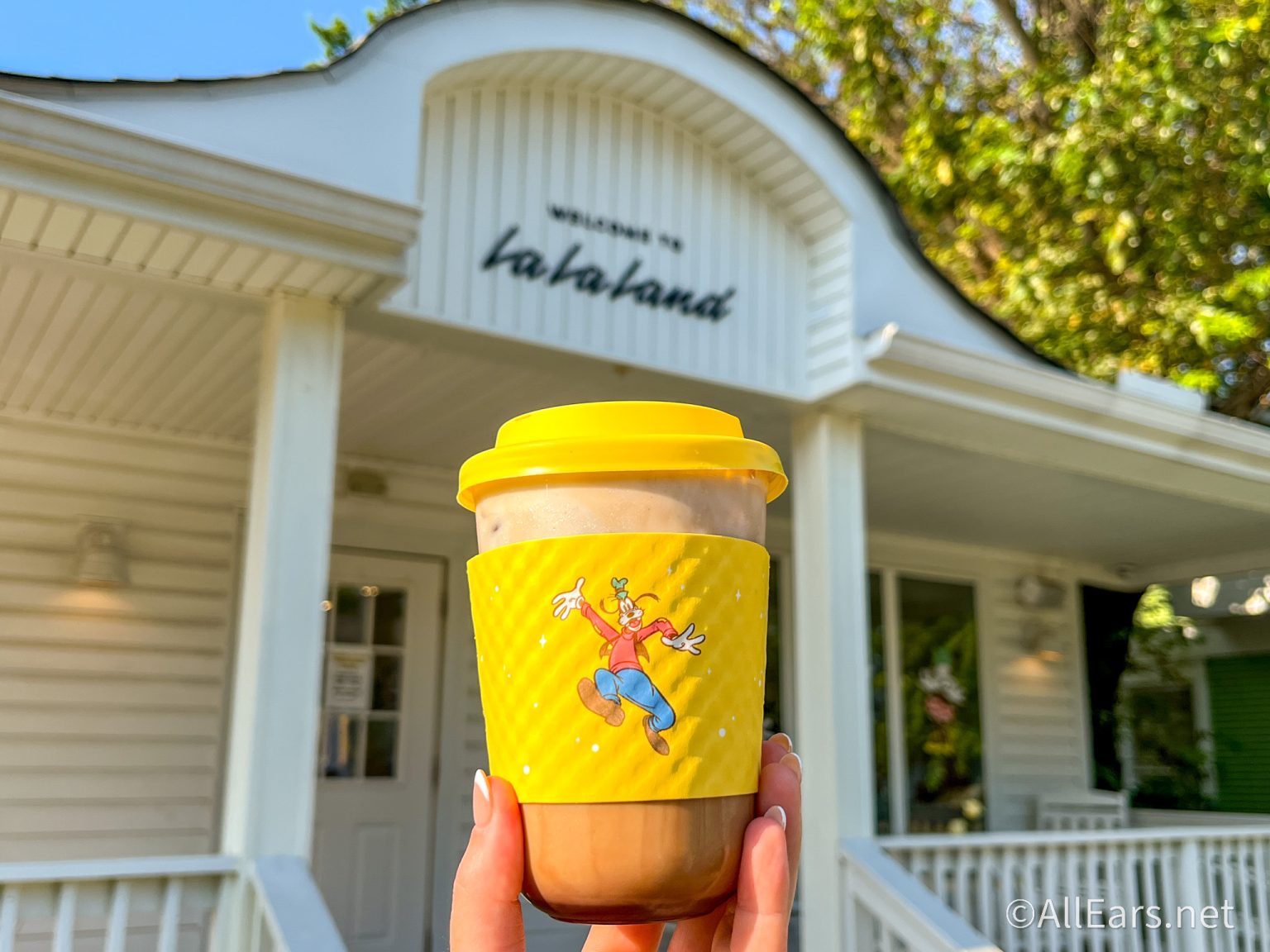 REVIEW: Come with Us to the Disney x La La Land Kind Cafe Collab ...
