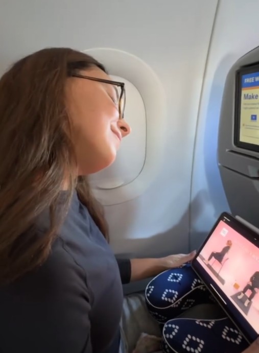 Yes, Airplane Yoga Is a Thing. Here's Why It's Our New Obsession ...