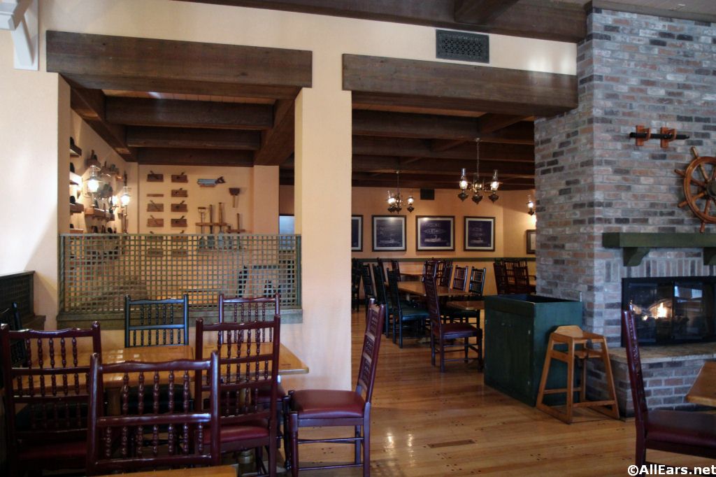 Interior Pictures of Boatwright's Dining Hall in Walt Disney World ...
