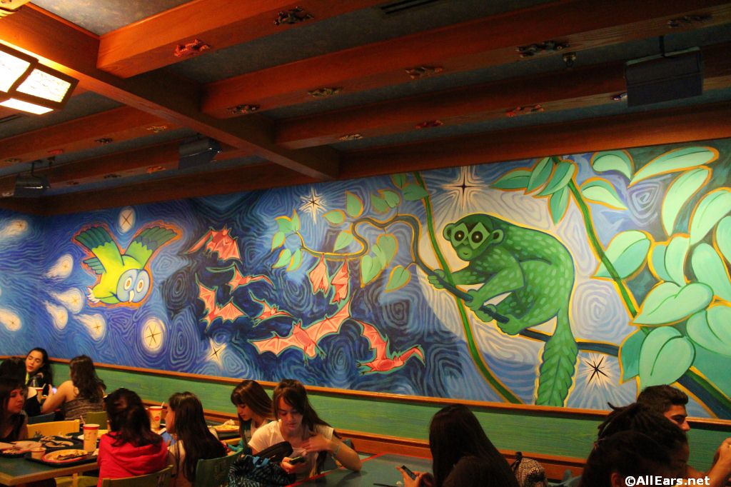 Interior Pictures of Pizzafari in Walt Disney World - AllEars.Net
