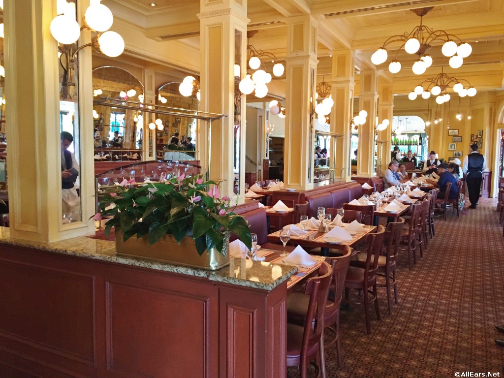Interior Pictures of Chefs de France in Walt Disney World - AllEars.Net