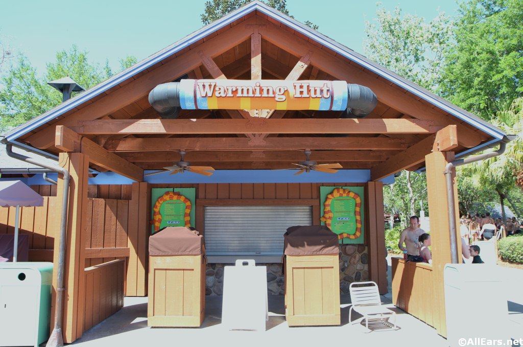 Exterior Pictures of Warming Hut in Walt Disney World - AllEars.Net