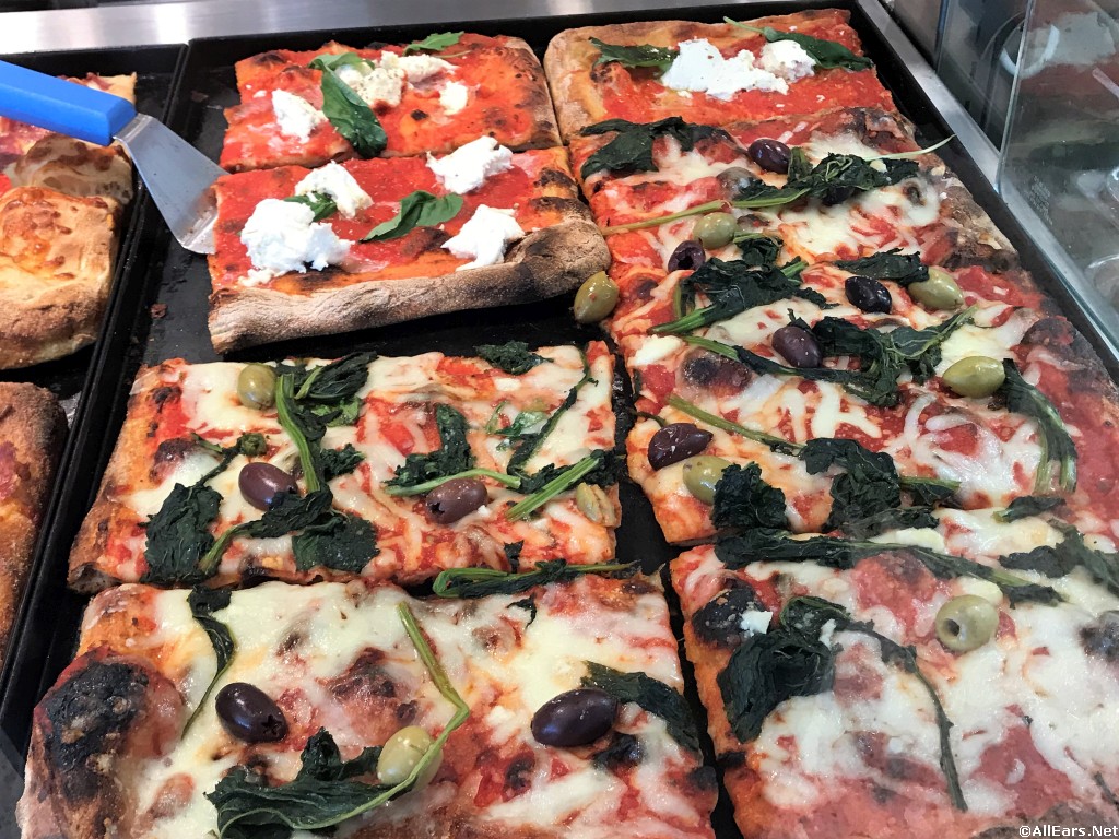 Food Pictures of Pizza Ponte in Walt Disney World - AllEars.Net